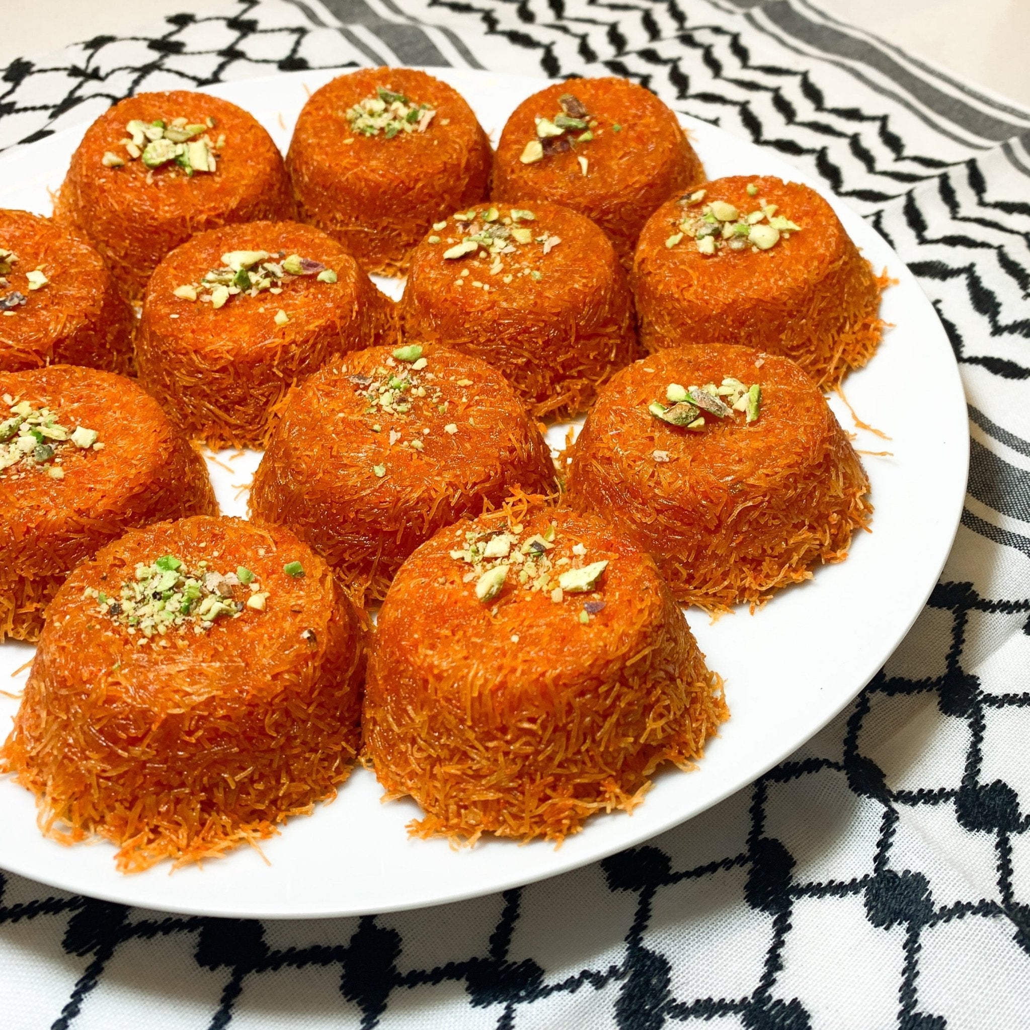 How to Make Knafeh Cupcakes – KUVRD